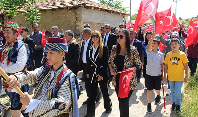 Avdan Köyü'nde 14. Geleneksel Yörük Şenliği Düzenlendi - Dinar ...